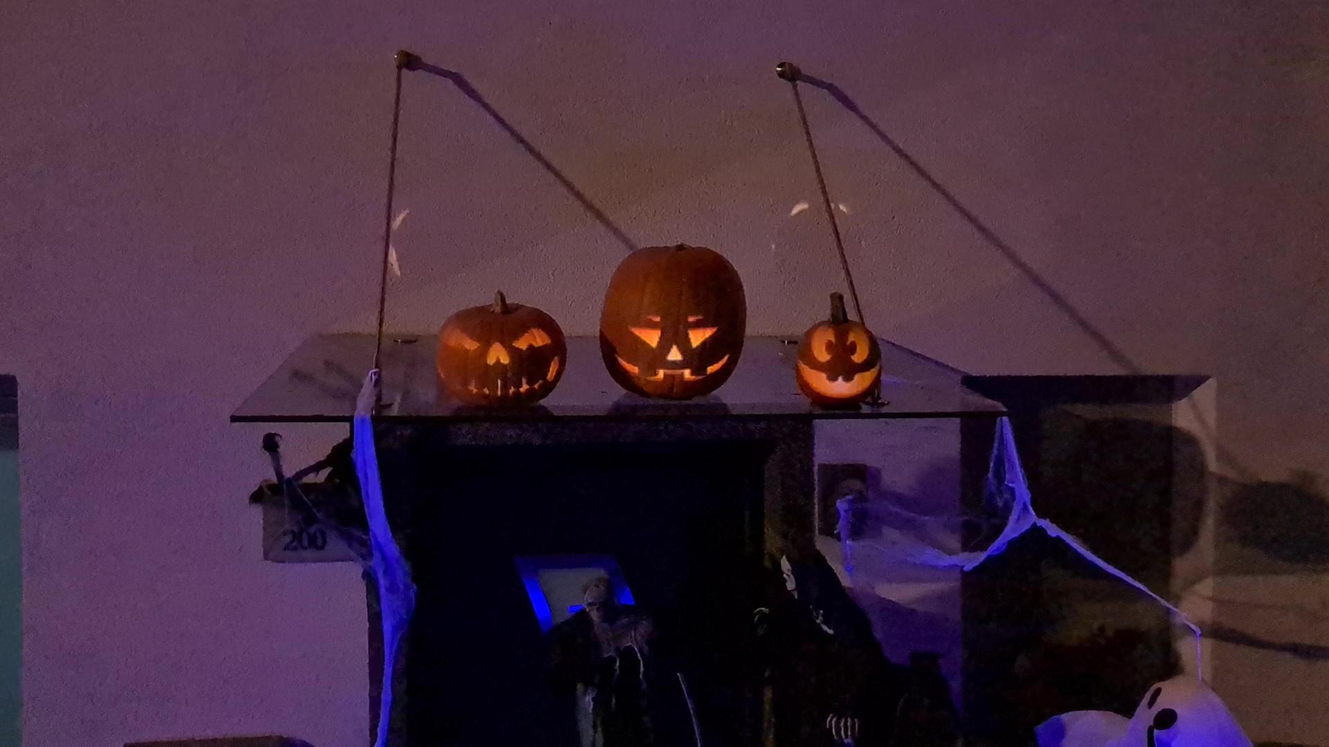 Projection type: Pumpkins - DigitalDecorationPlayer